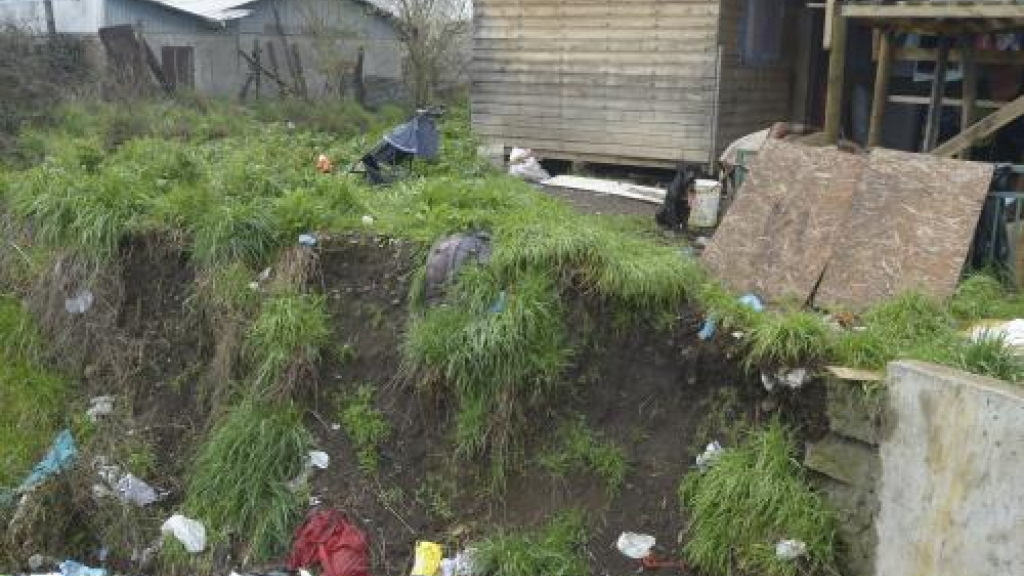 La miserable condición en que viven 13 familias angelinas en El ...