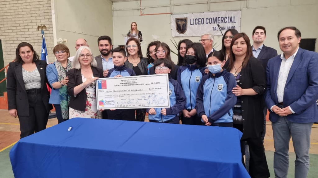 Entrega más de $3 mil millones para infraestructura de escuelas y ...