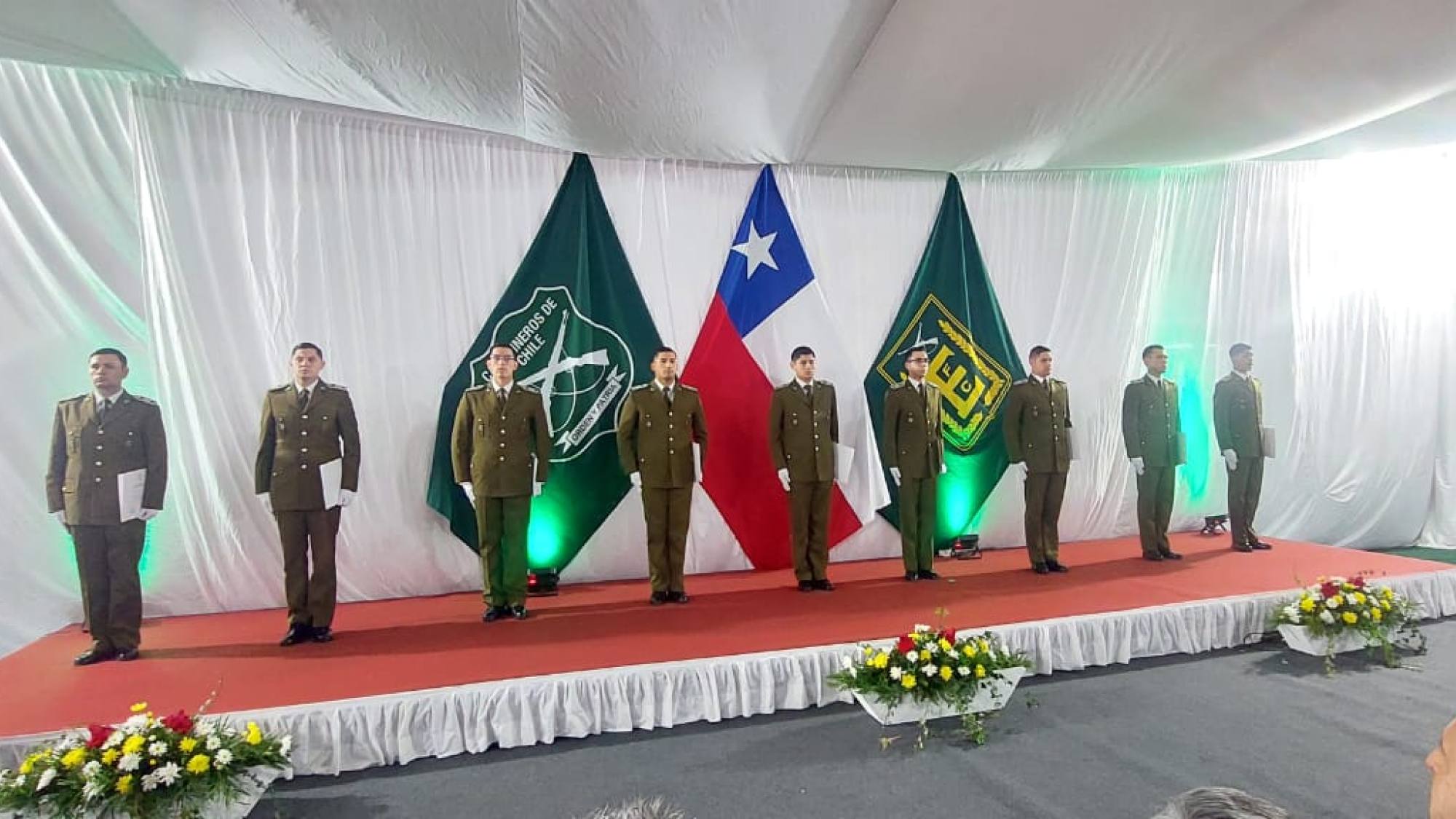 89 nuevos Carabineros reciben su diploma en primer egreso de Esfocar ...