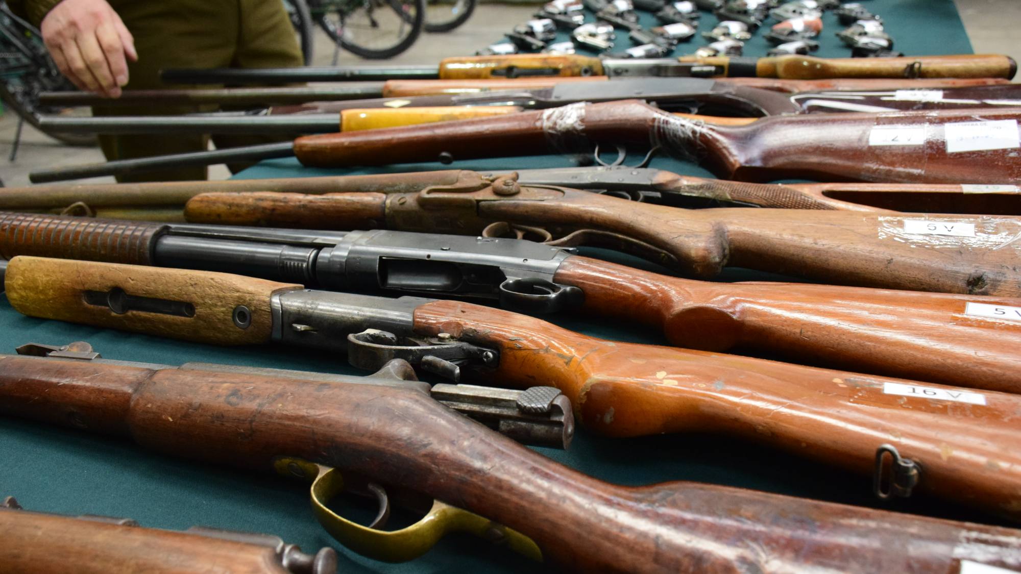 La sorprendente historia del rifle peruano que fue entregado a ...